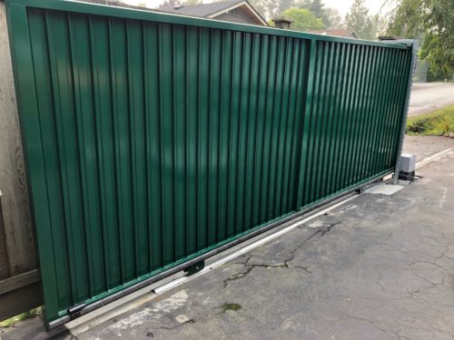 Gate Style #6 - DECK PROS | Construction & Railing Inc.